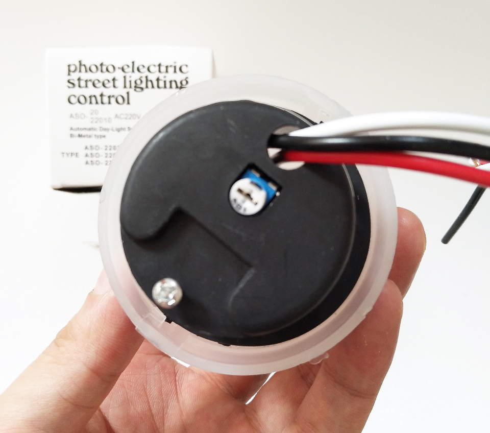 Auto Day / Night Light Switch 220 Volt Ac 50 Hz ( 400 W Load) » DiscoverBD